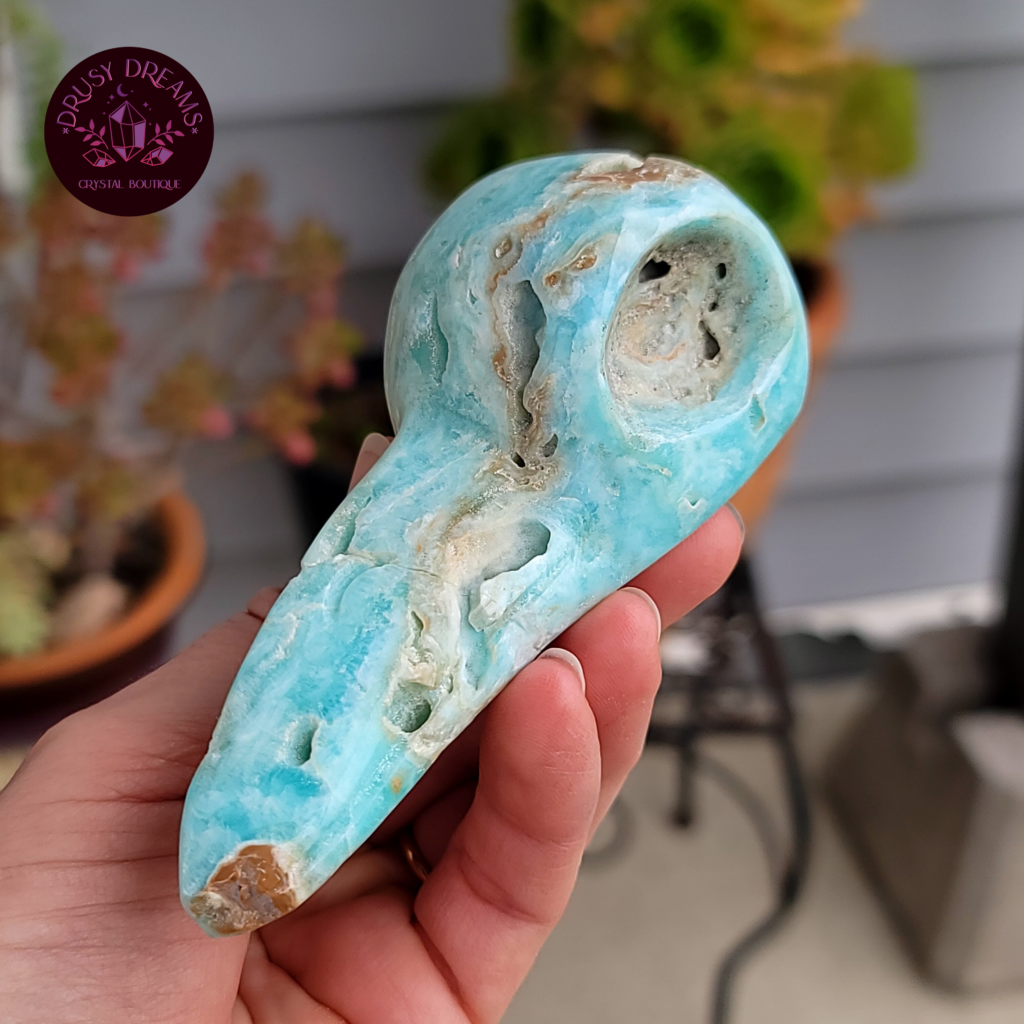 Blue Aragonite Vs. Caribbean Calcite: How to Spot the Differences ...