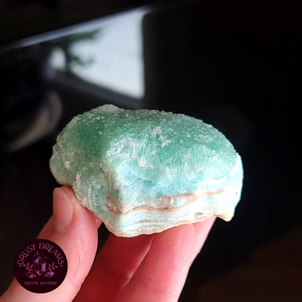Blue Aragonite Vs. Caribbean Calcite: How to Spot the Differences ...